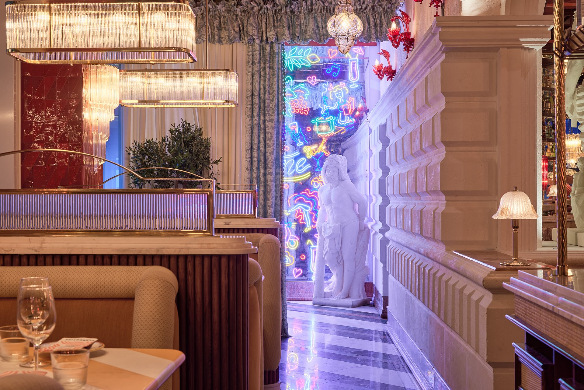 Florentine - naif design