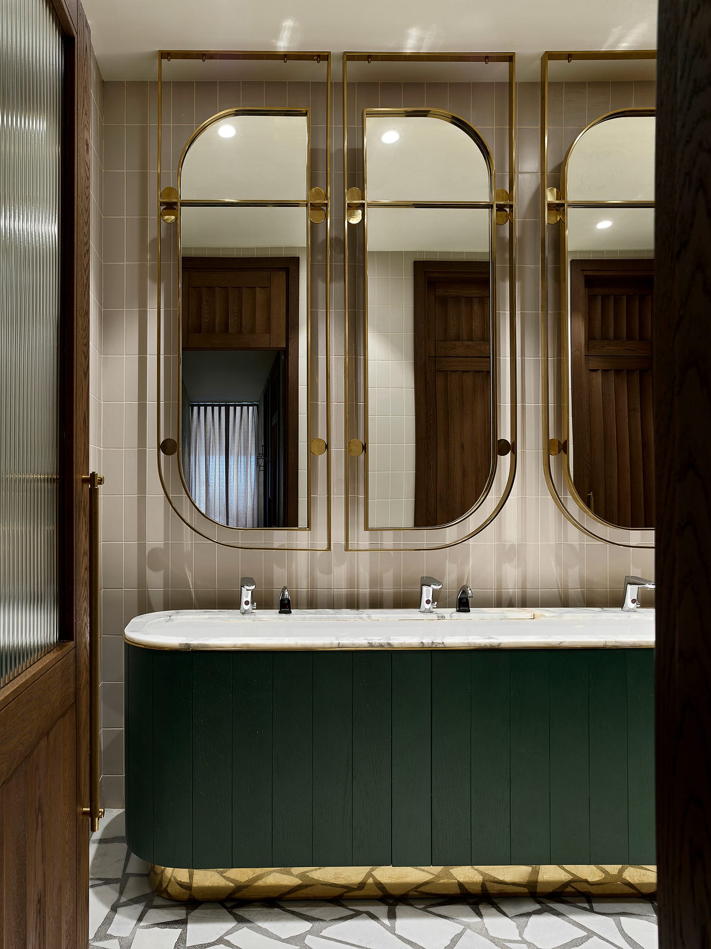 Sait Balık - naif design